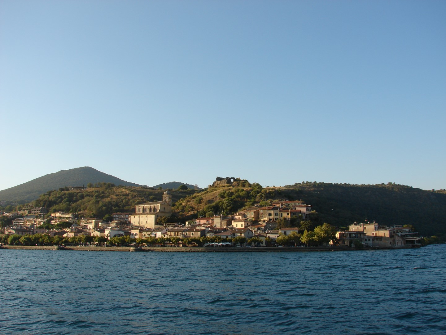 Bracciano Lake private excursion shore excursions